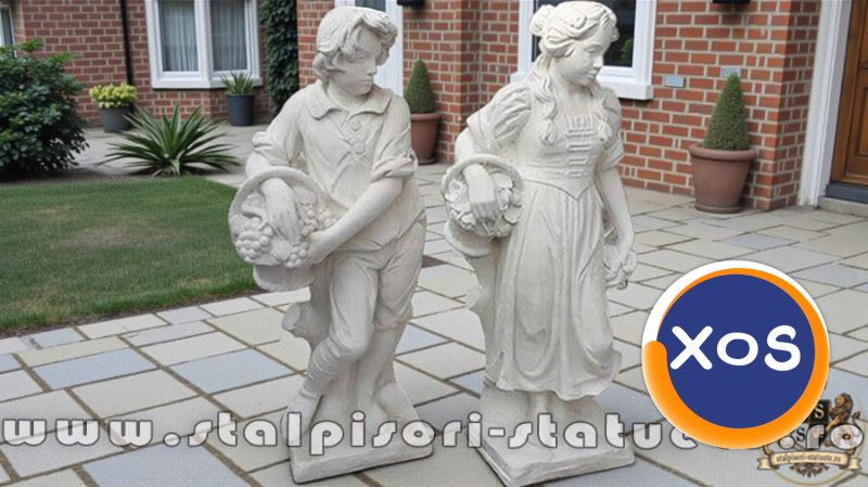 Set statuete băiat și fată, alb marmorat, model S43. — XOS.ro